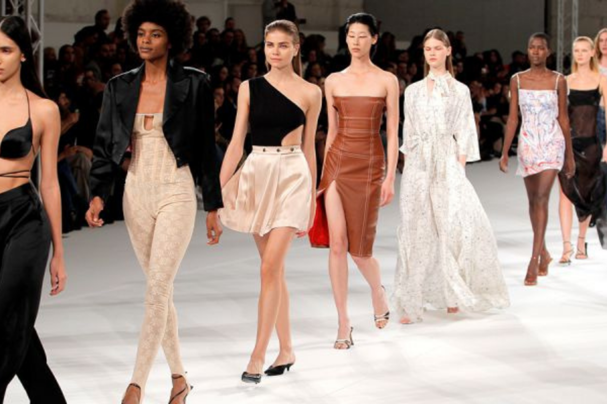 Entenda como o machismo afeta o mundo da moda - Fala! Universidades